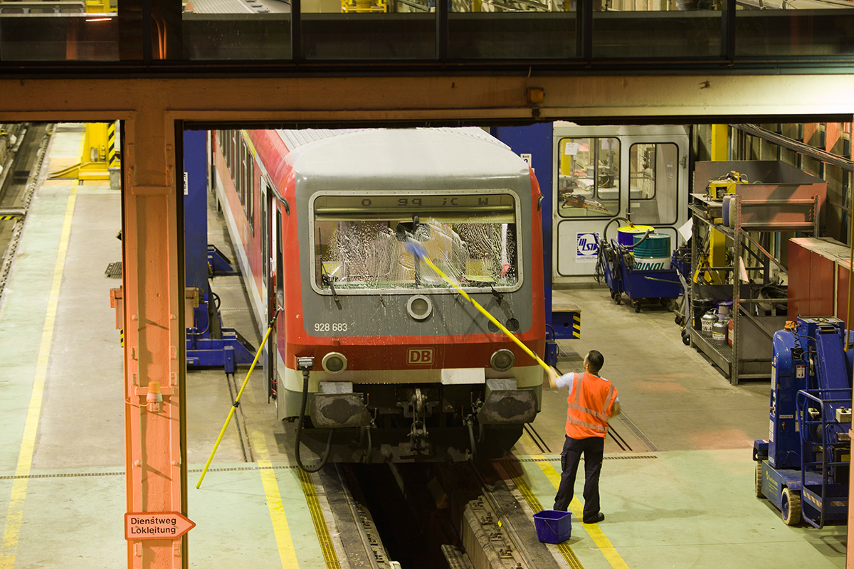 DB Services | Deutsche Bahn AG